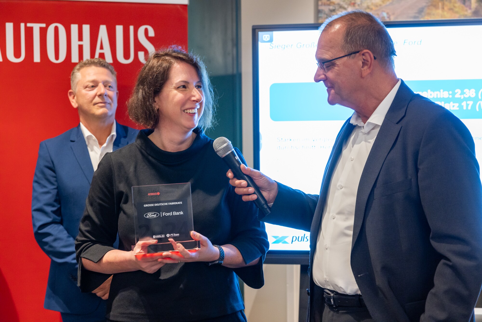 Ford Bank gewinnt den Autohaus Bankenmonitor 2024 in der Kategorie ...