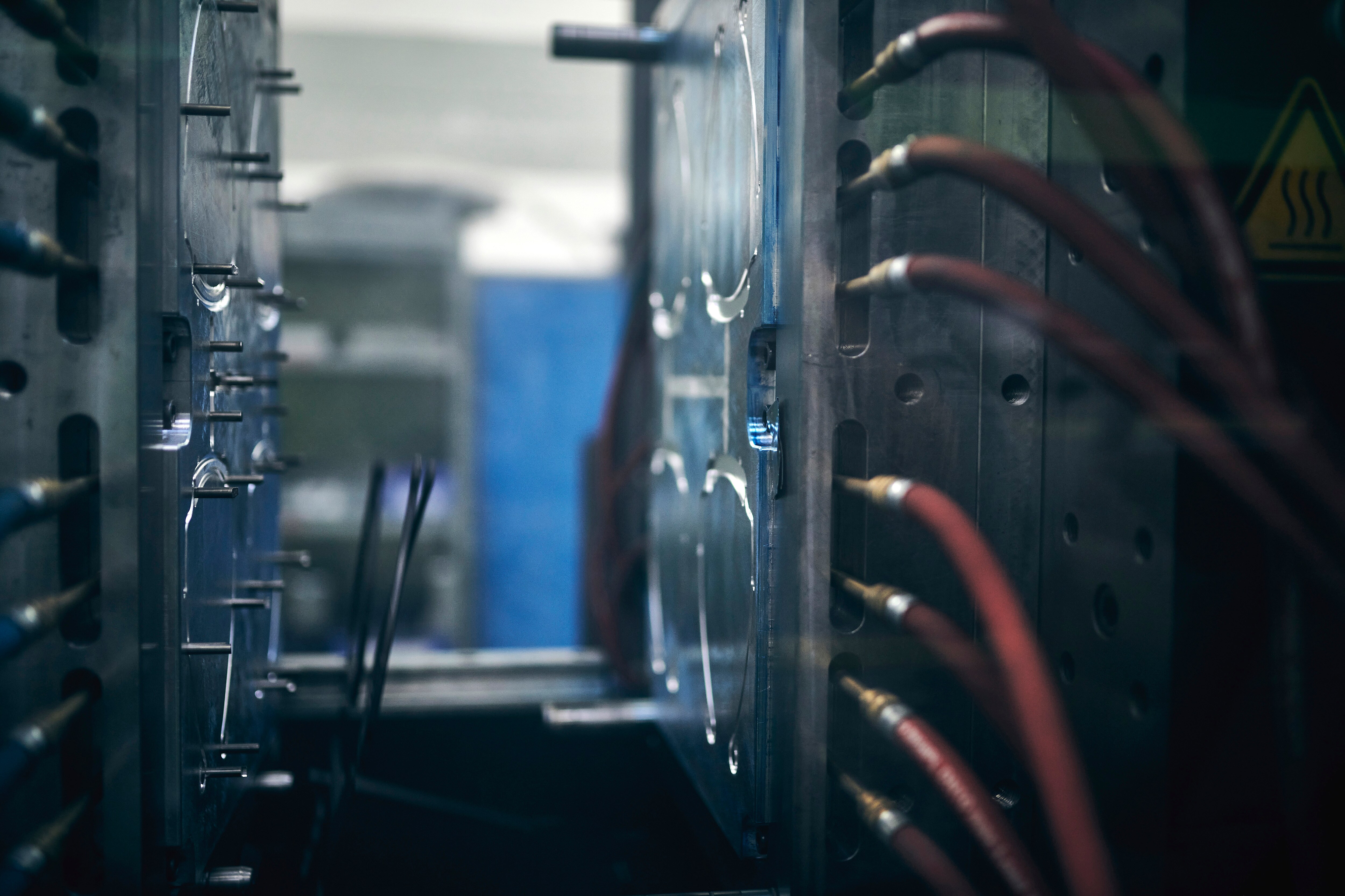 Ford is Making Face Masks and Face Shields to Enable Employees Across ...