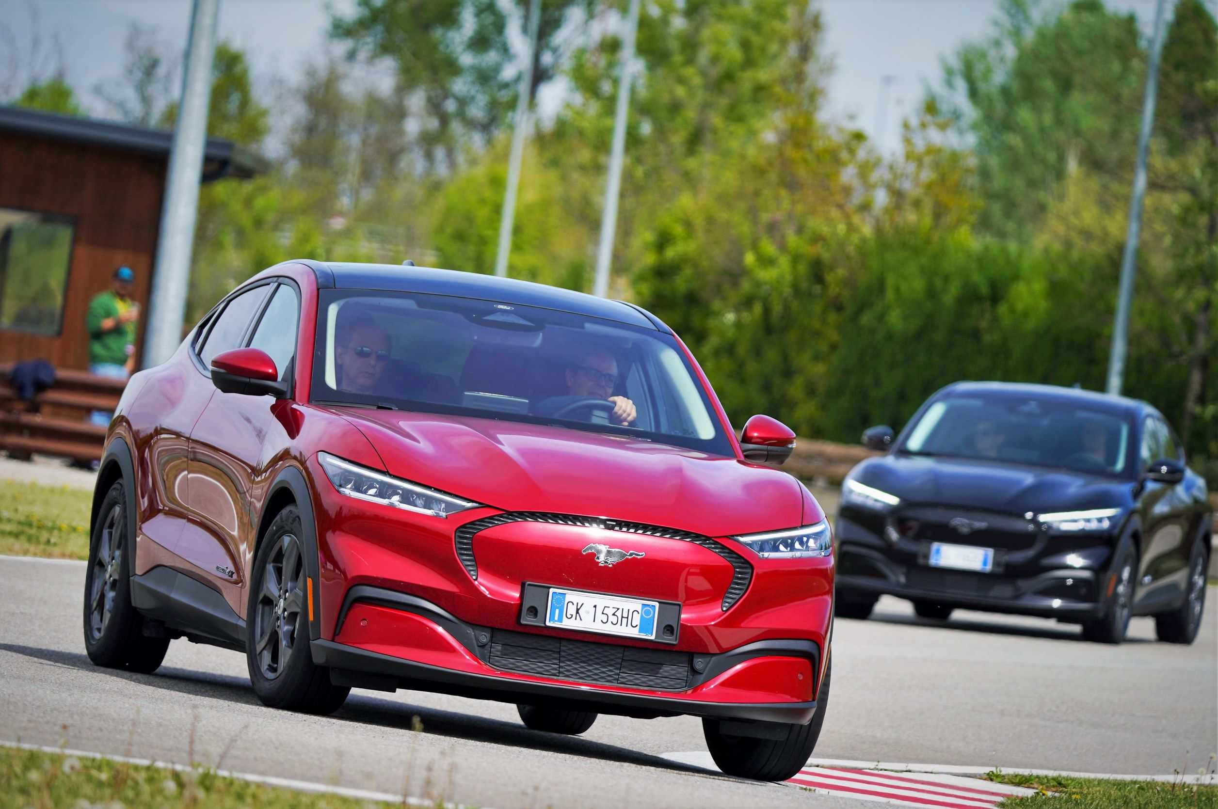 Ford Driving University Mustang Mach-Experience: corsi di guida in ...