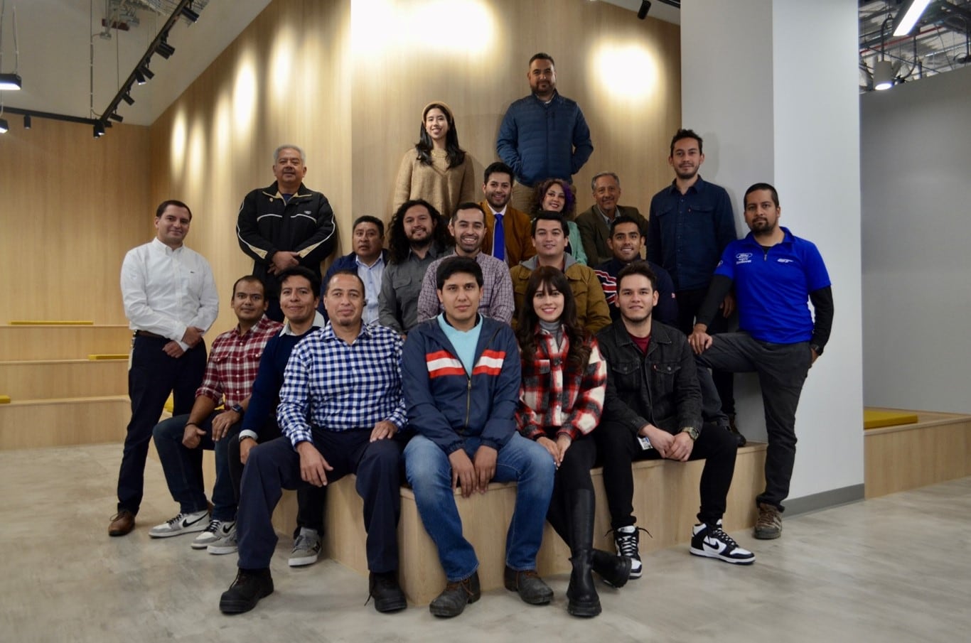 El equipo de Ford de México es parte de la revolución de Mustang de ...