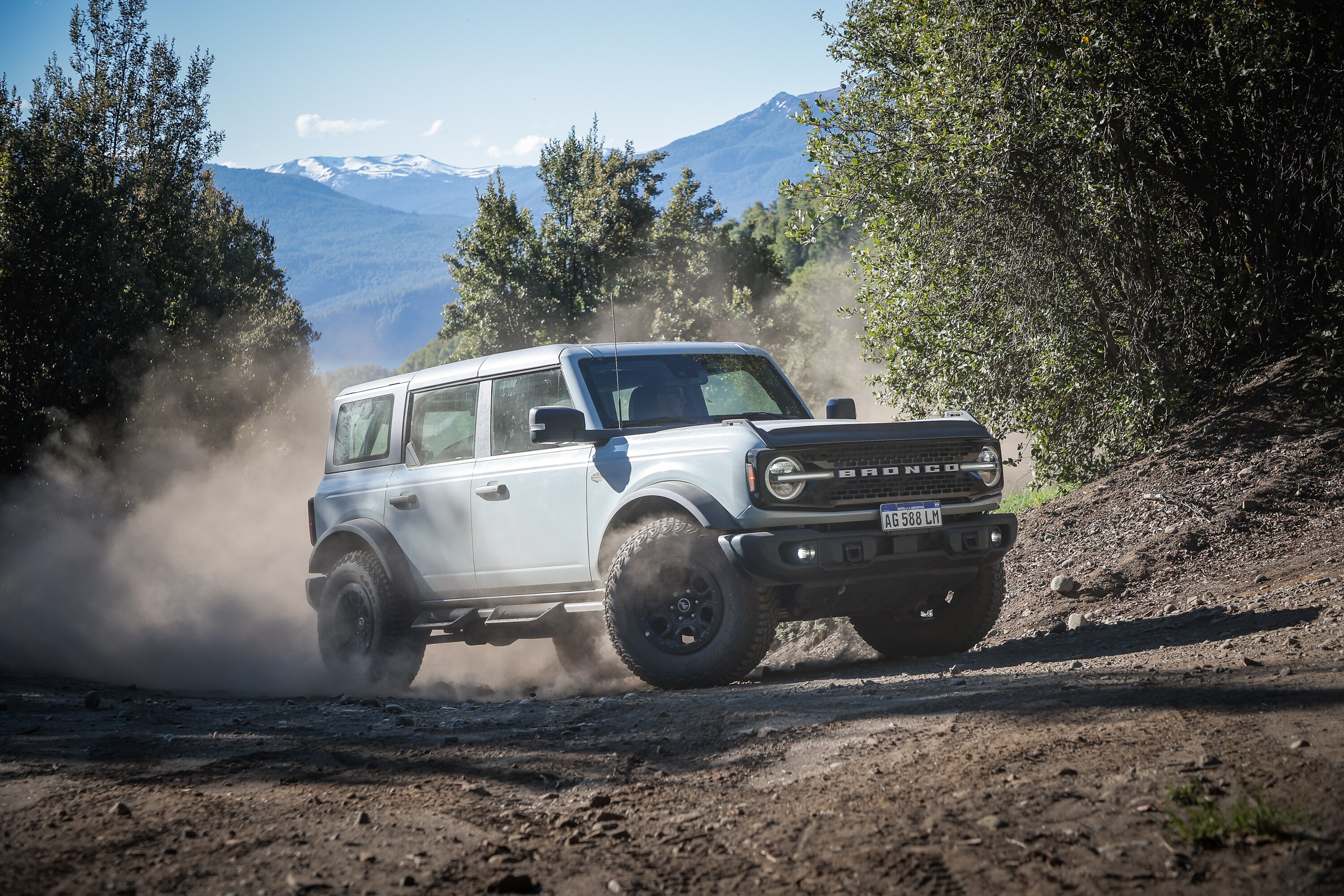 FORD BRONCO: EL ÍCONO DE LA AVENTURA CONQUISTA “EL CRUCE 2025 ...