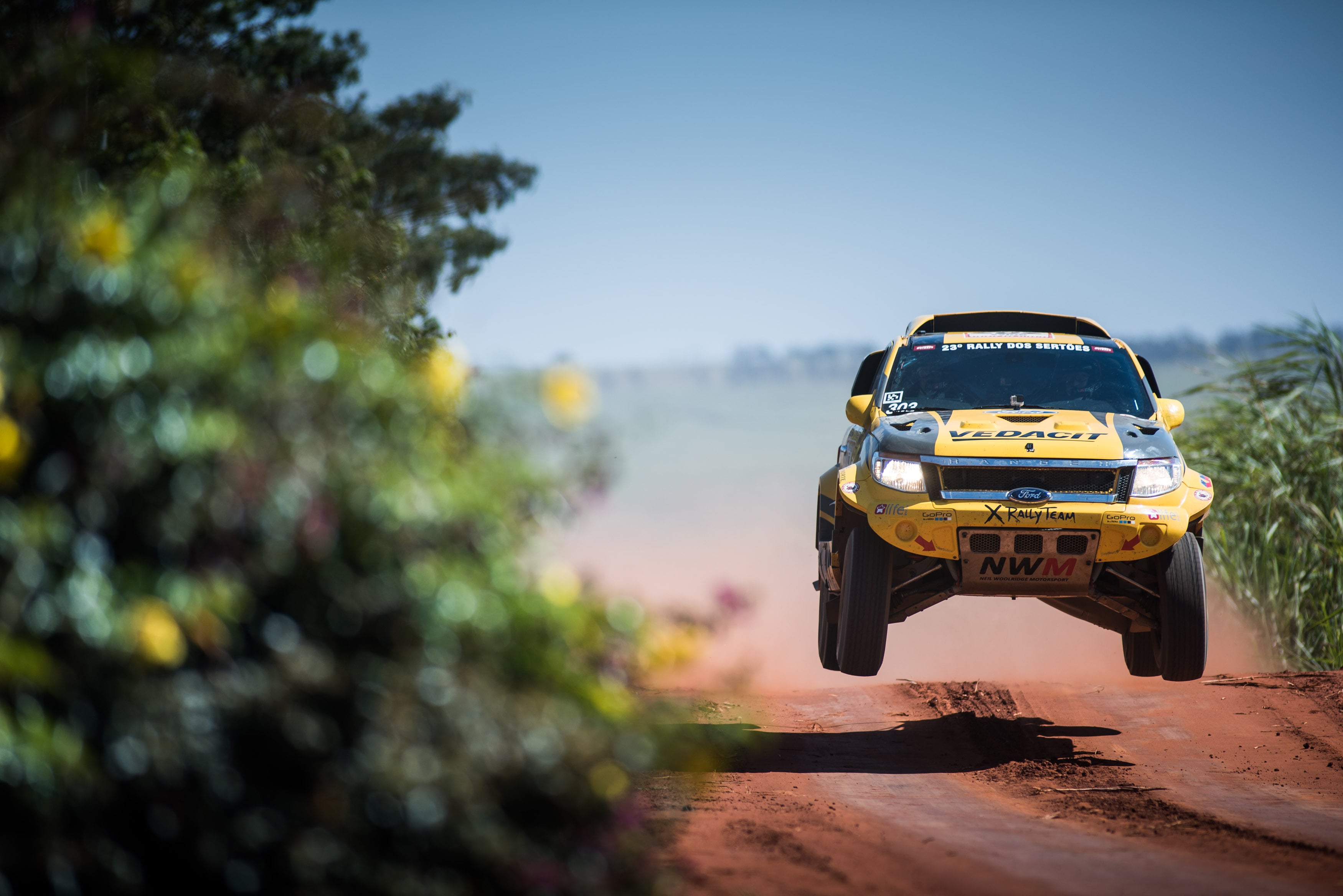 FORD RANGER DAKAR V8 CONQUISTA DUPLO PÓDIO NO RALLY DOS SERTÕES COM O X ...