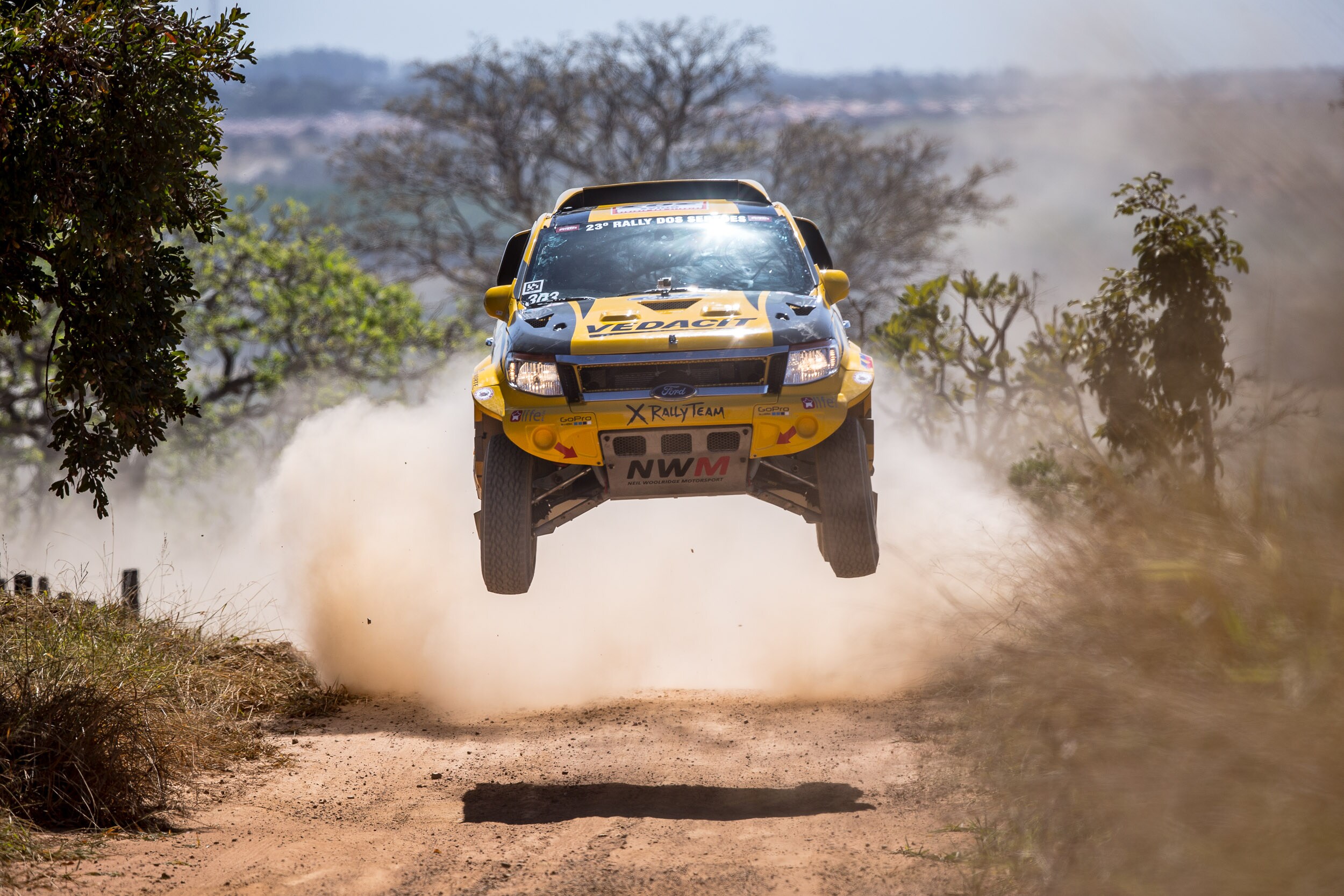 FORD RANGER V8 DO X RALLY TEAM VENCE A TERCEIRA ETAPA DO RALLY DOS ...