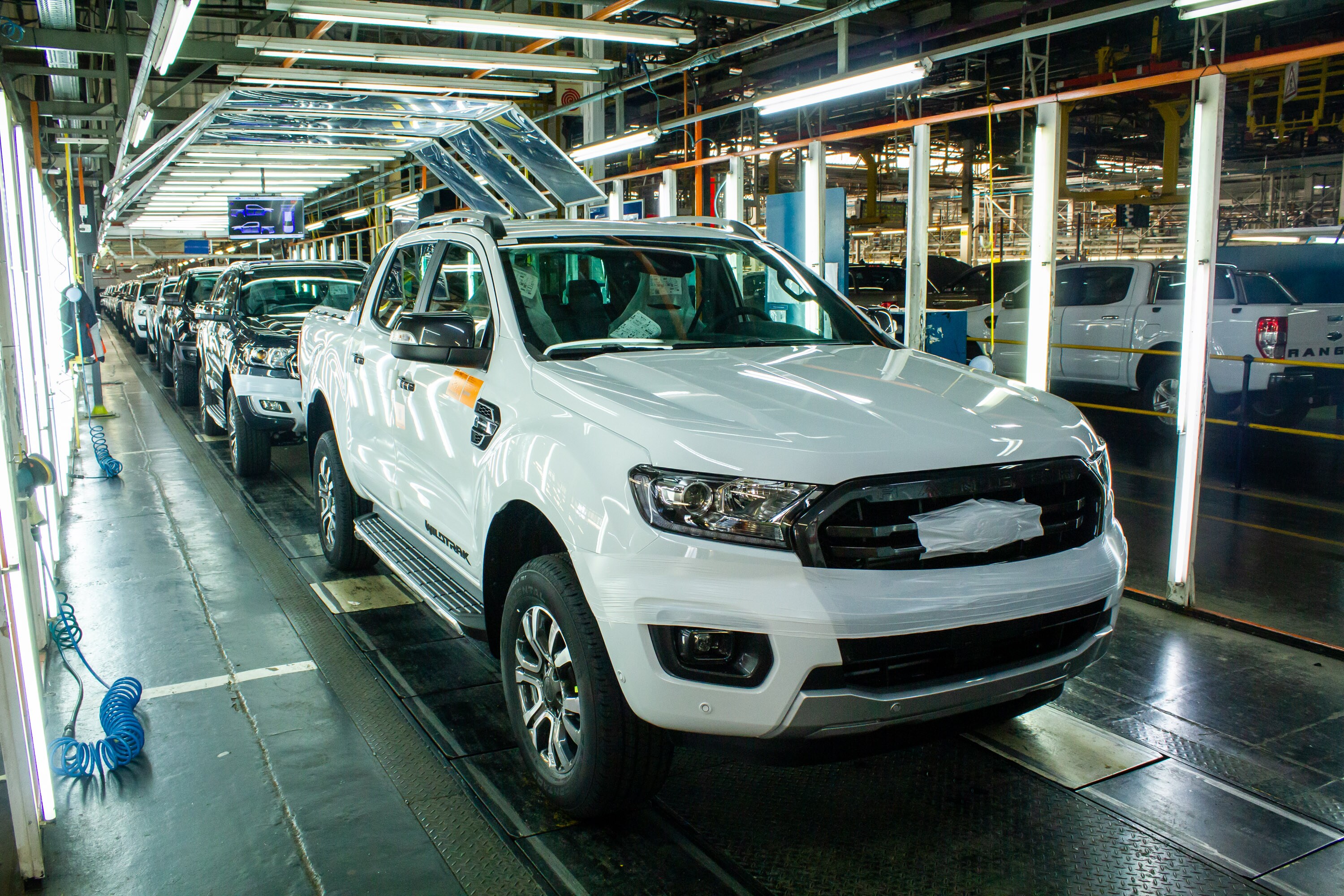 Ford Tops Vehicle Exports, Encouraging Domestic Sales Recovery for ...