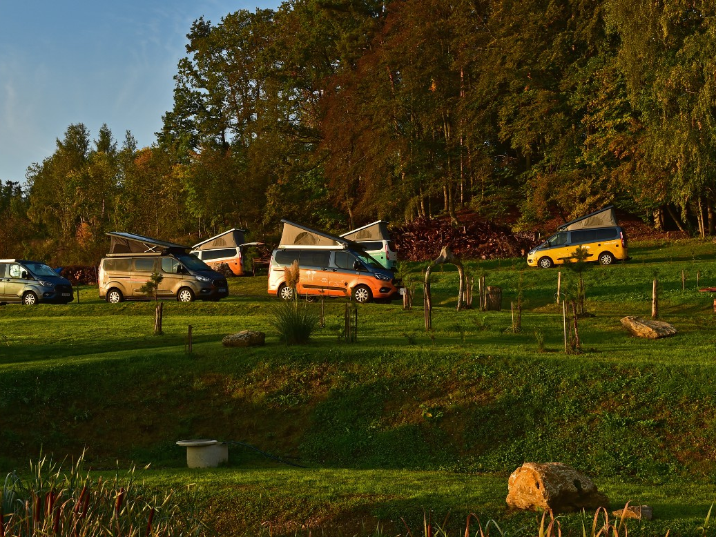Campen wie im Bilderbuch – nur schöner! | Österreich | Deutsch | Ford ...