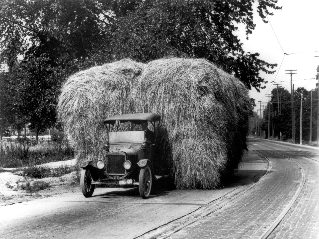 One Hundred Years Ago Today – Ford Launched the Pioneering Model TT ...