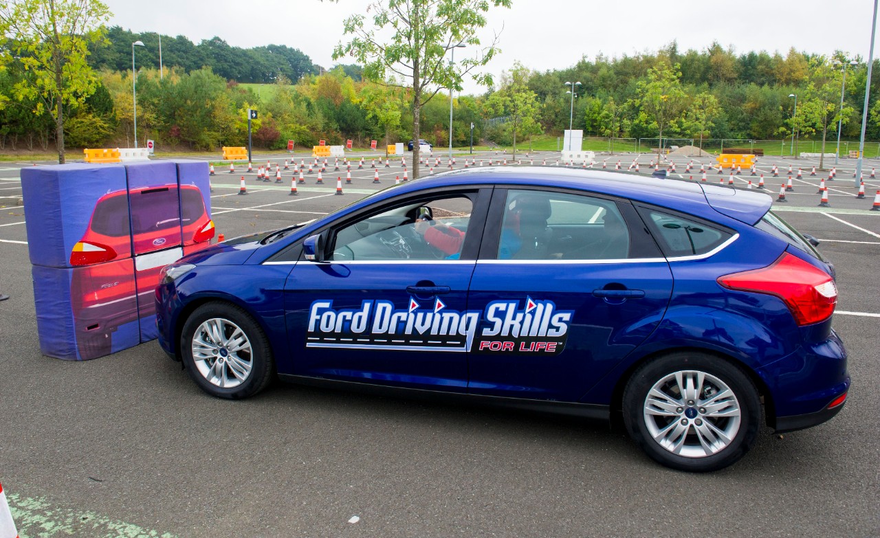 FORD WINS NEW THREE-YEAR DEAL WITH AA DRIVING SCHOOL | Great Britain ...