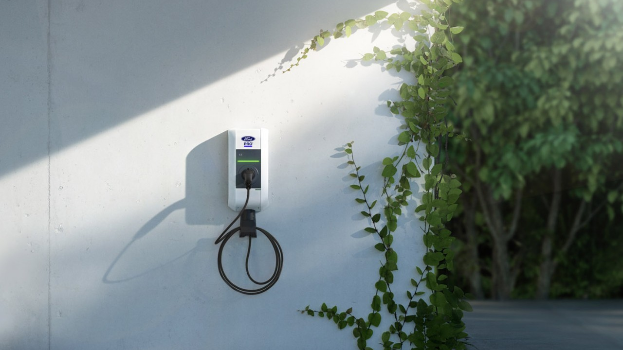 Ford Pro Launches Home Charging Solution to Help Businesses Adopt Electric Vans | Great Britain ...