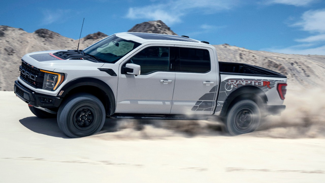 ¡Con 700 caballos de fuerza Ford Lobo Raptor R 2023 es la más poderosa ...