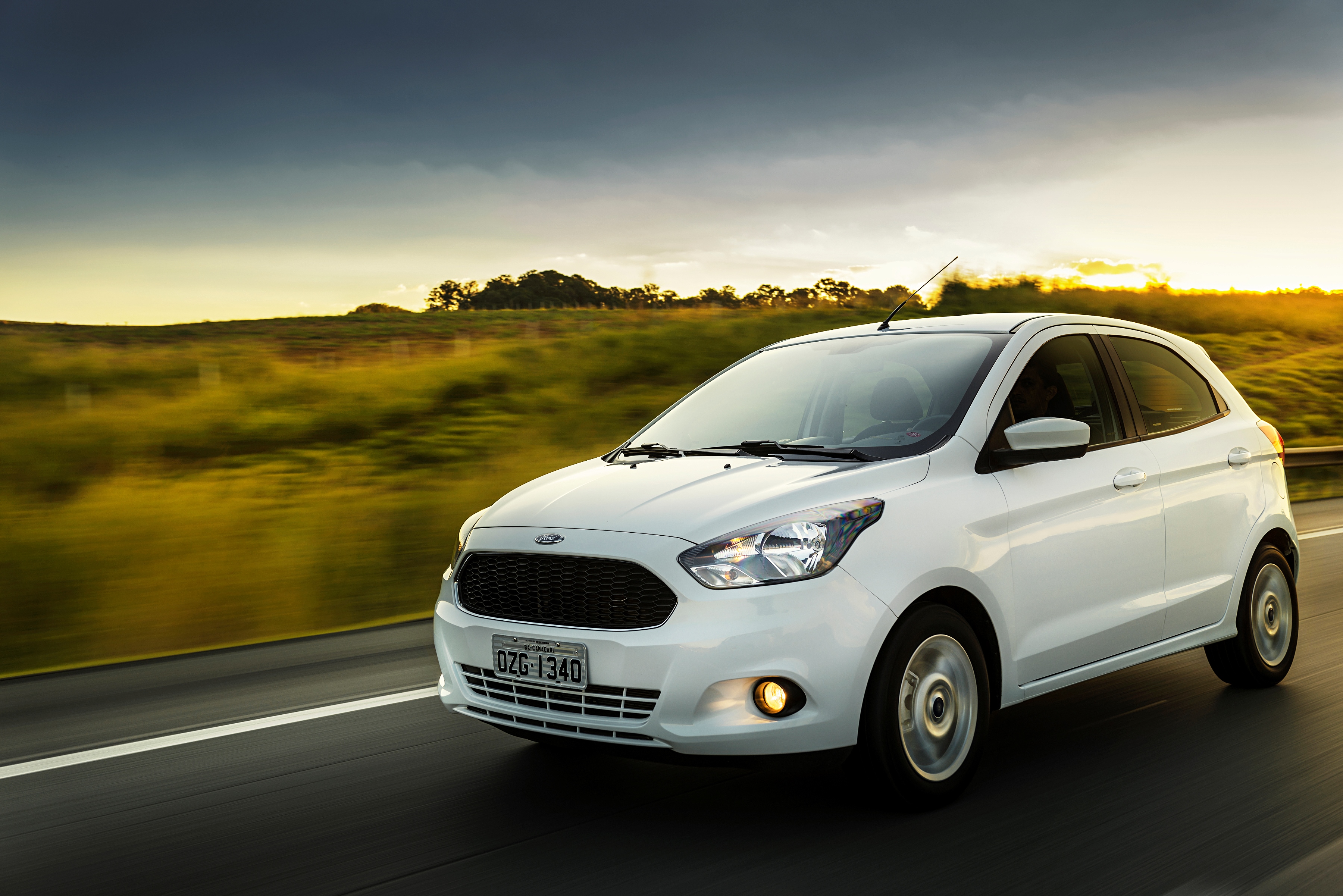FORD LANÇA SIMULTANEAMENTE OS MODELOS HATCH E SEDÃ DA LINHA NOVO KA ...