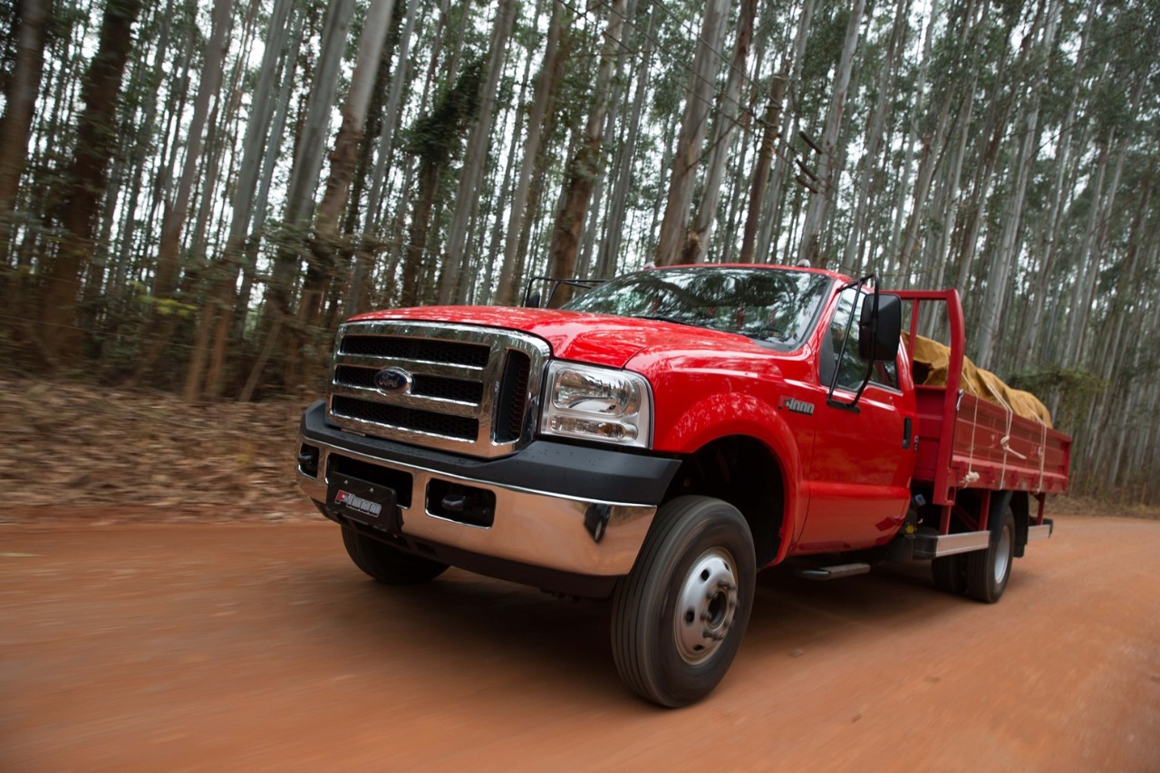 FORD CAMINHÕES AVANÇA NO SEGMENTO DE LEVES E CRESCE NA PARTICIPAÇÃO DE ...