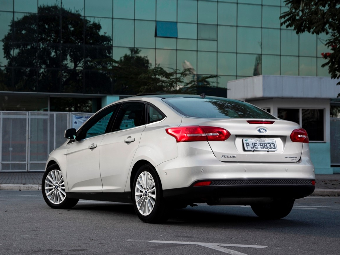 FORD LANÇA OFERTA ESPECIAL DA LINHA FOCUS 2016 COM DESCONTOS E TAXA ...