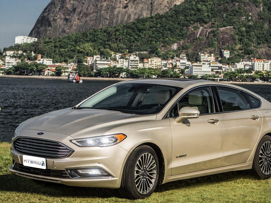 JORNALISTAS ESPECIALIZADOS ELEGEM O FORD FUSION COM TECNOLOGIA HÍBRIDA ...