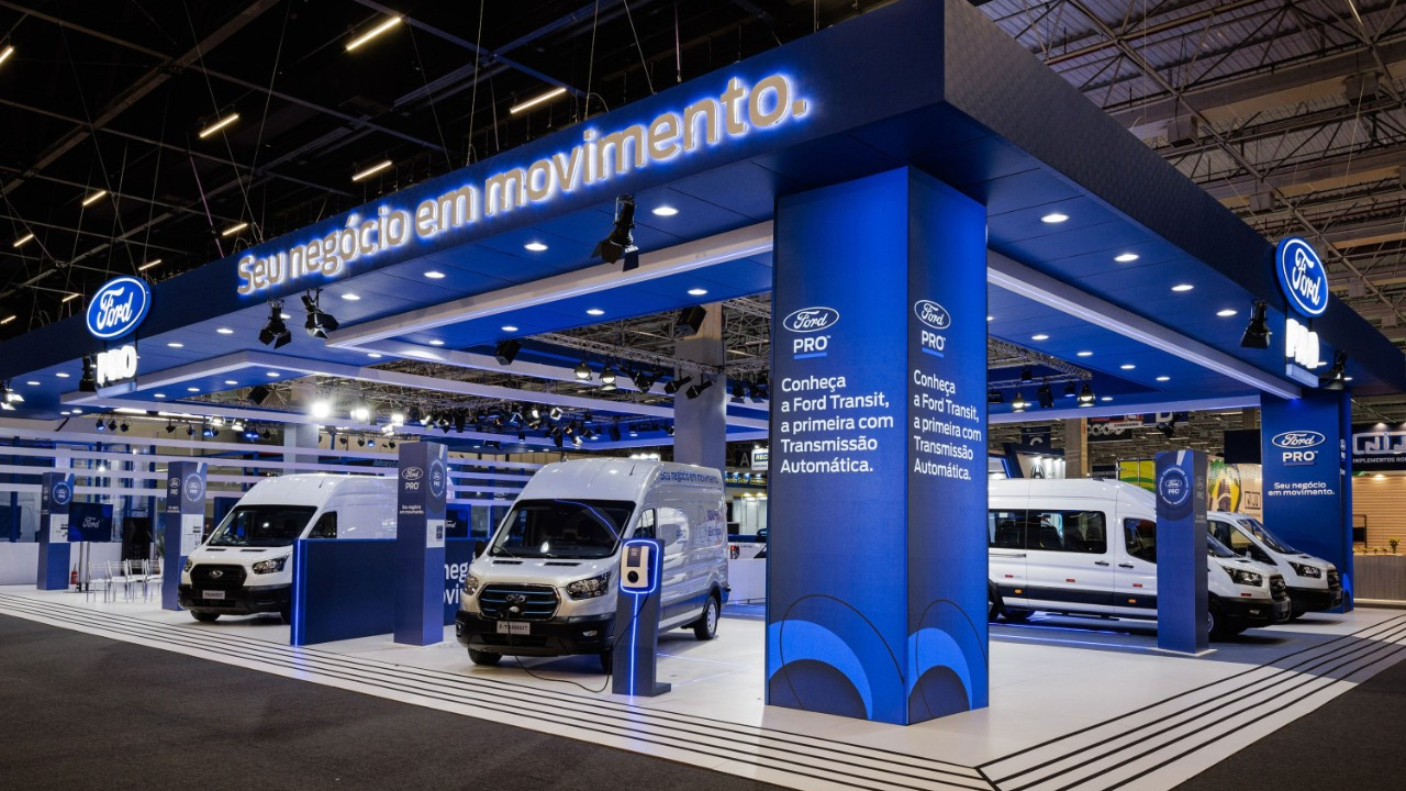Ford apresenta três novos modelos da Transit na Fenatran | Brazil ...