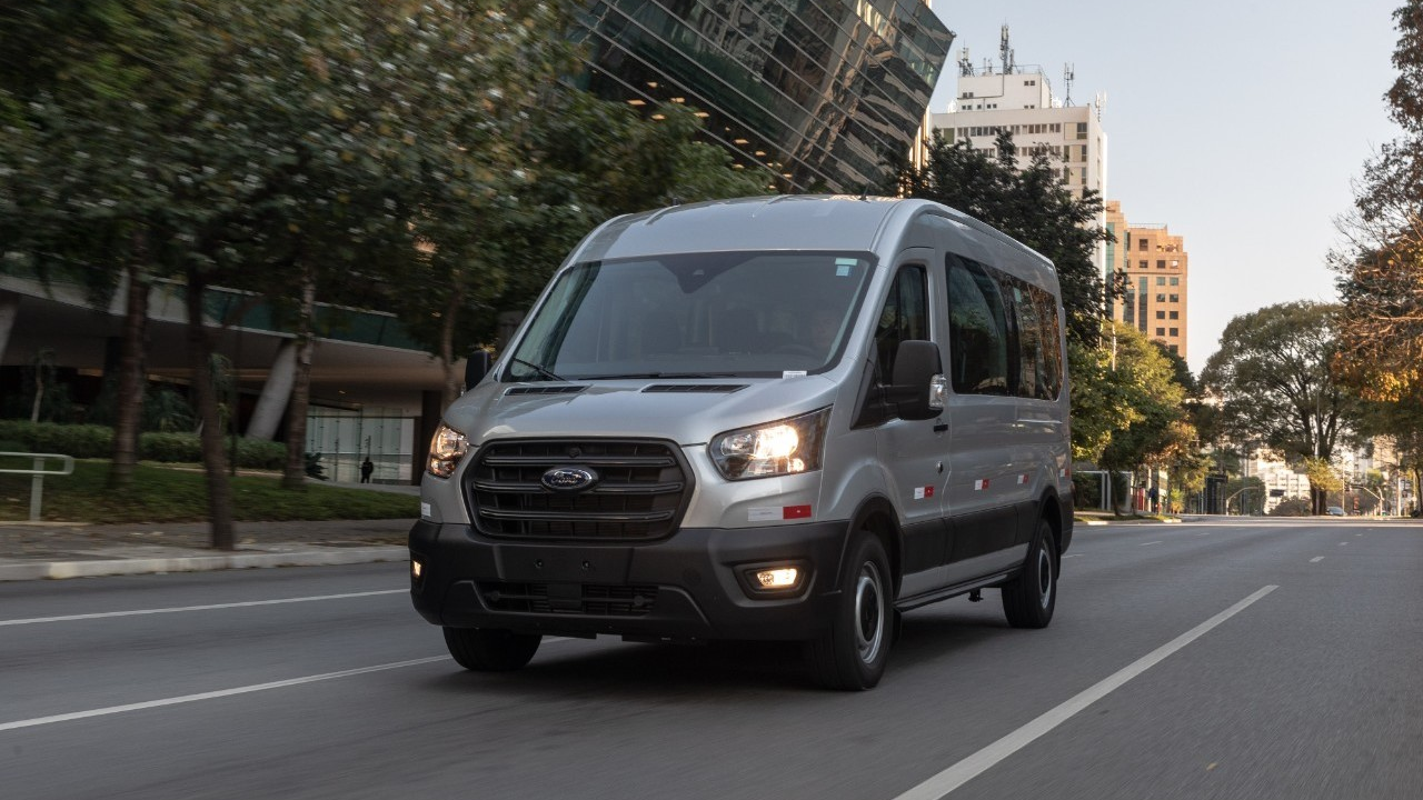 Ford Transit é a linha de vans que mais cresceu em 2022 | Brazil ...