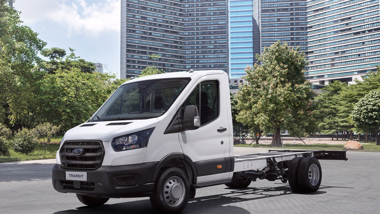 Ford Pro lança a Transit Chassi com foco no custo-benefício e ...