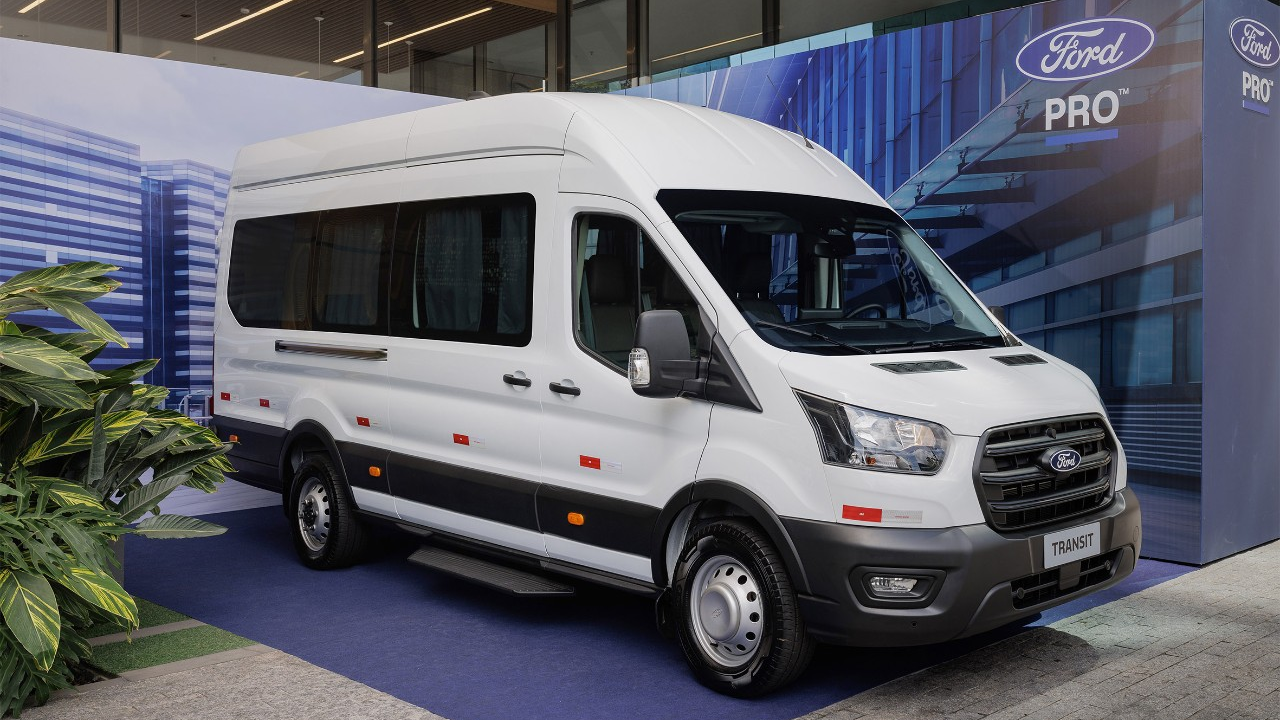 Nova Ford Transit chega com mais versões, equipamentos e garantia ...